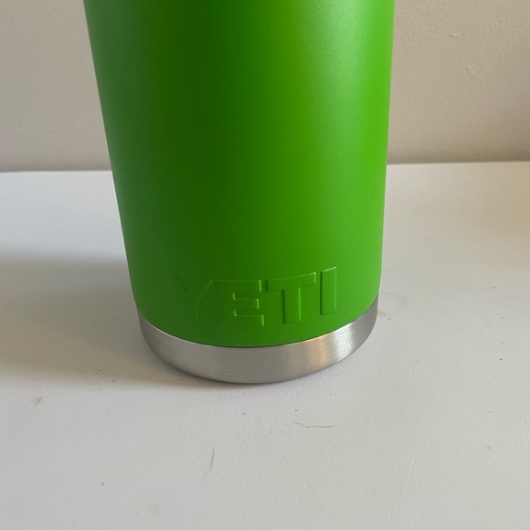 Yeti | Other | Yeti Rambler 36oz Bottle In Canopy Green Nwt | Poshmark